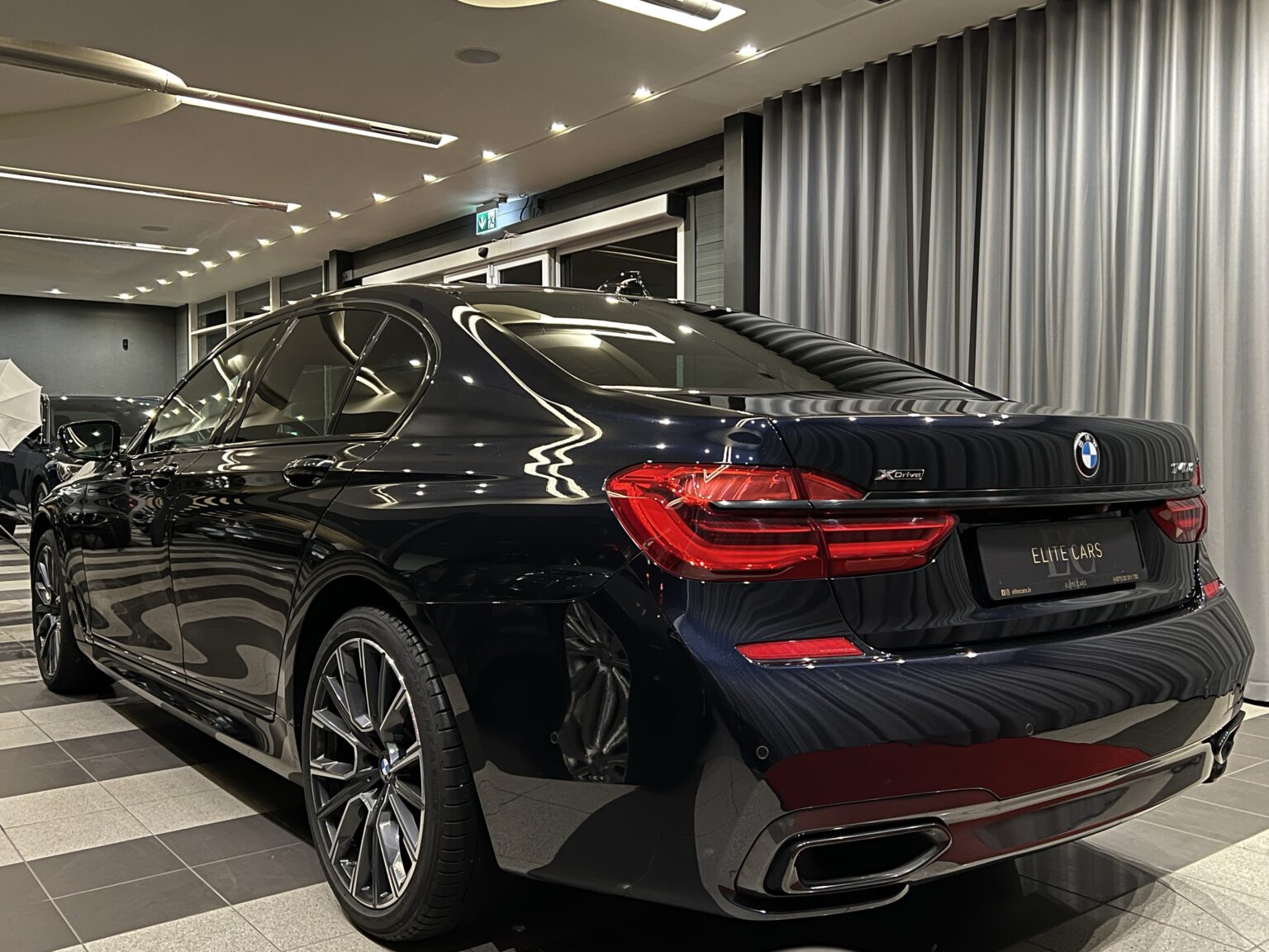 BMW 740xd 2017 - ELITECARS