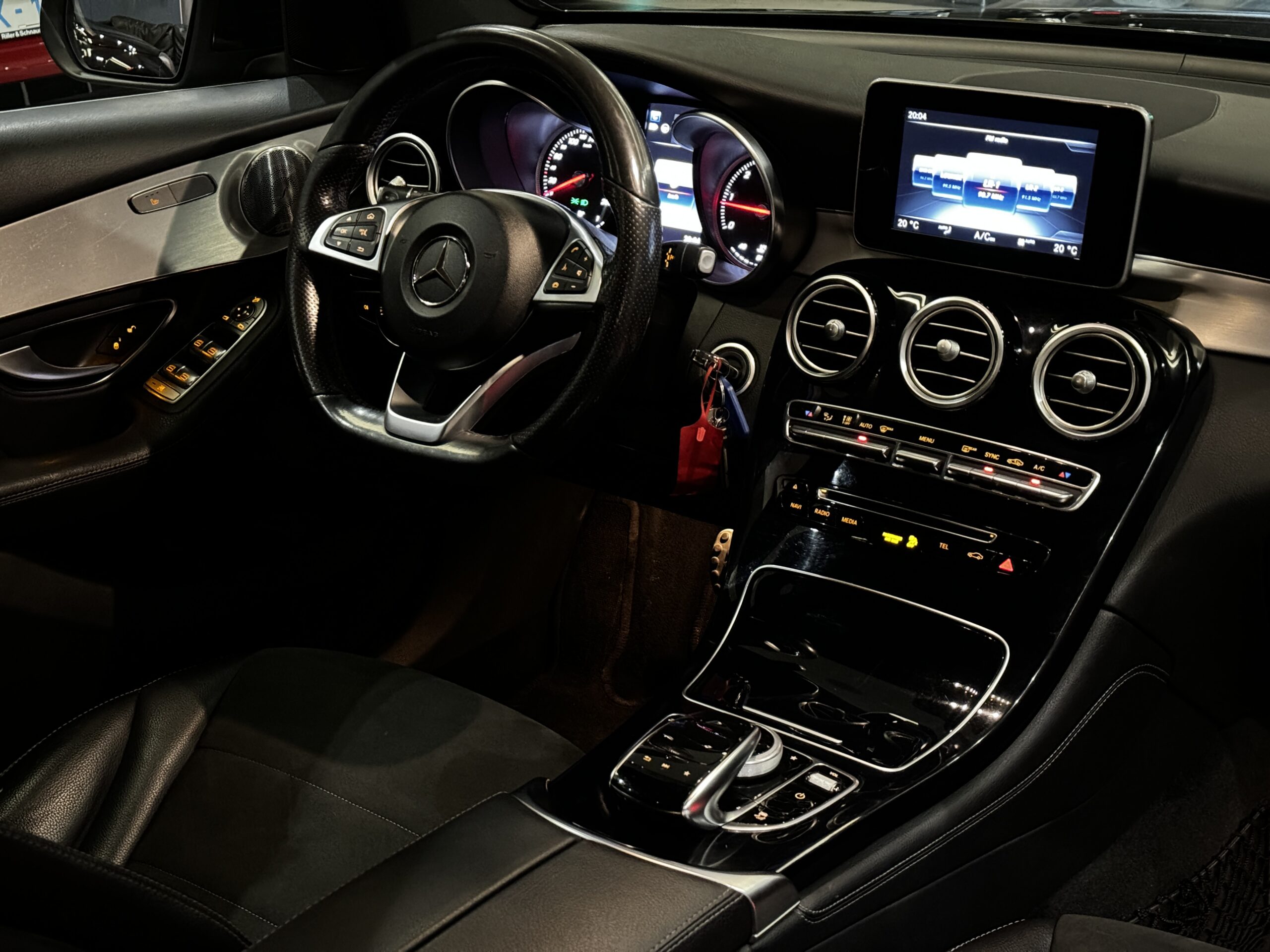 Mercedes-Benz GLC 220 2016 - Elite Cars