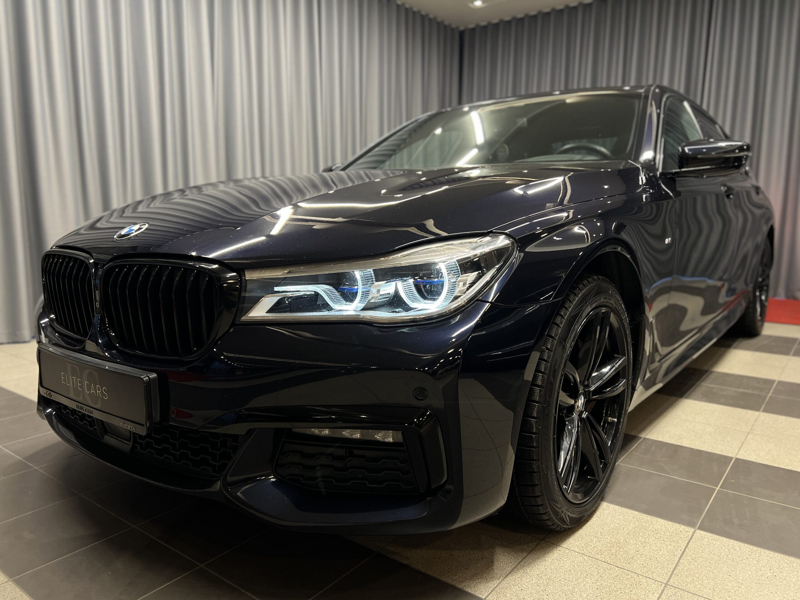 BMW 730 xDrive 2018 - Elite Cars