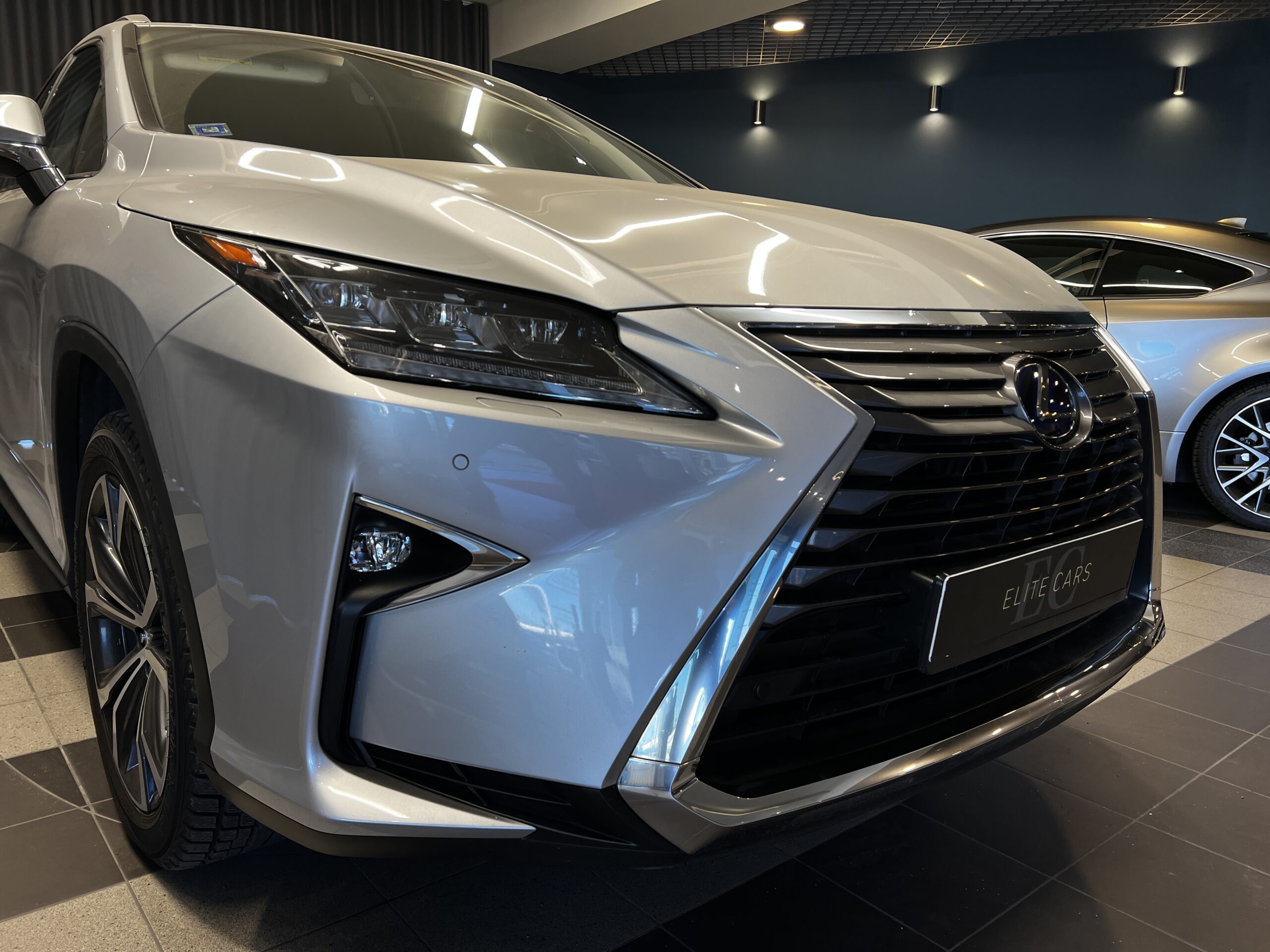 Lexus 450h 2016 - Elite Cars