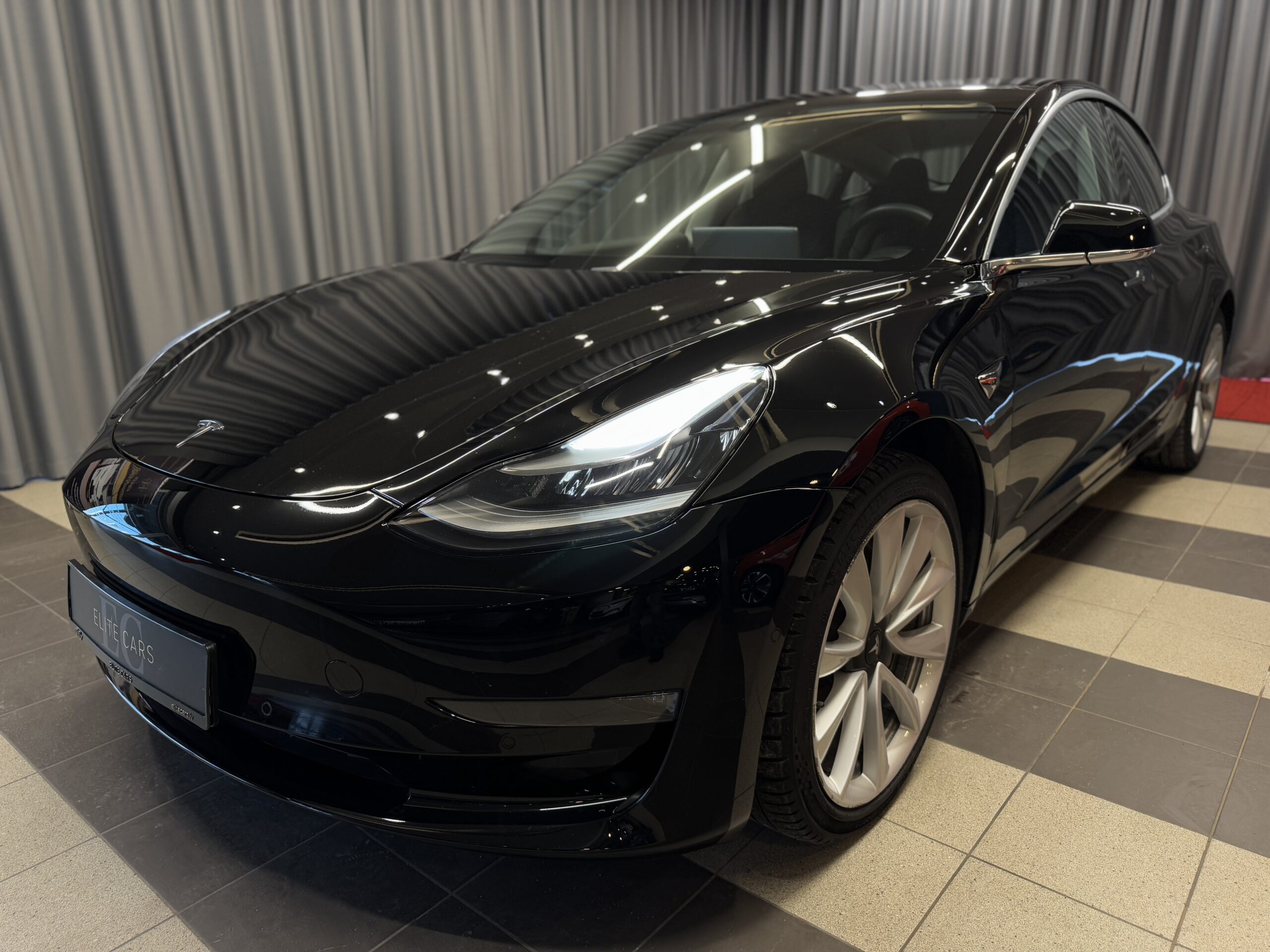 Tesla Model 3 2019 - Elite Cars