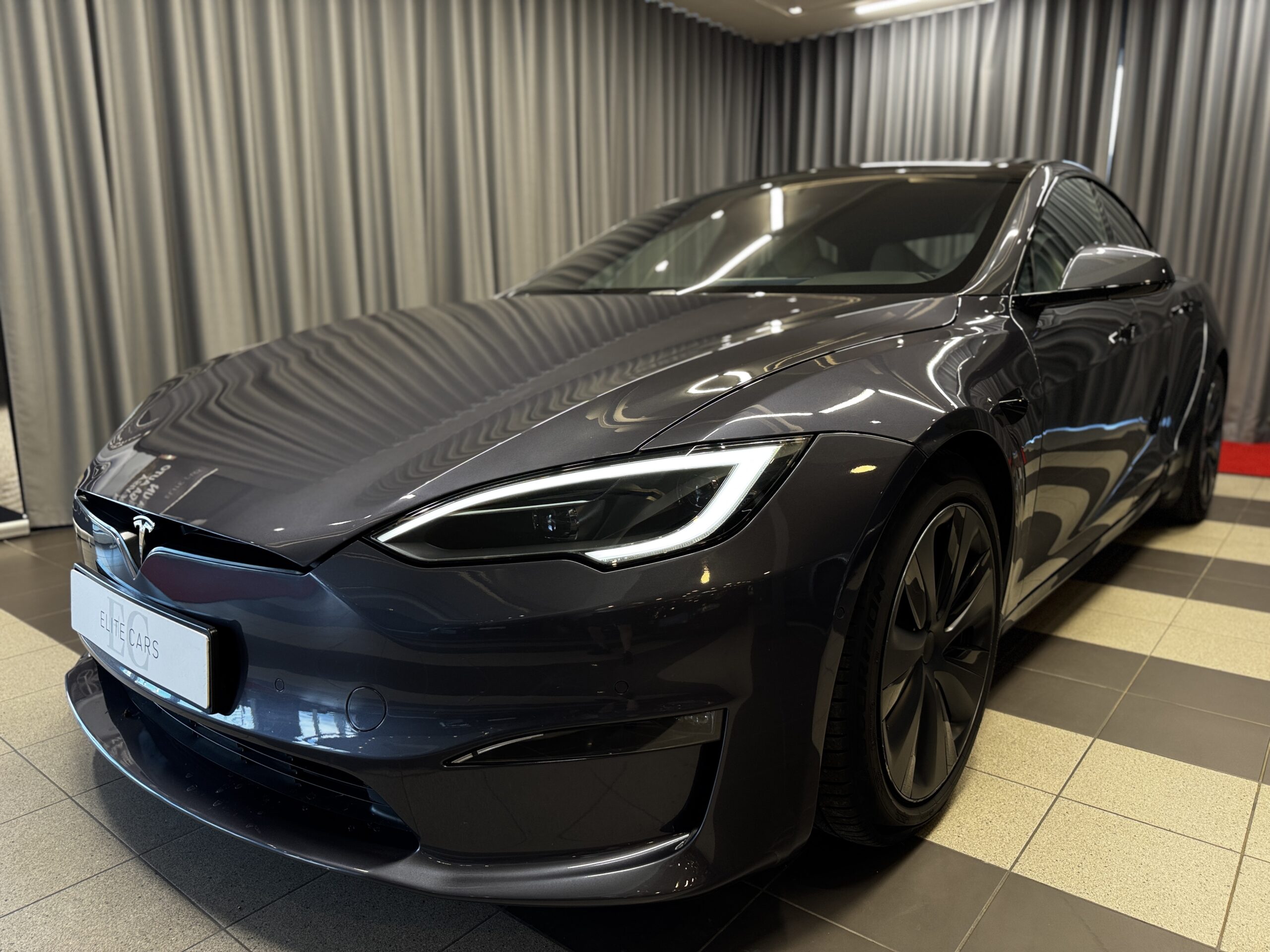 Tesla Model S 2022 - Elite Cars