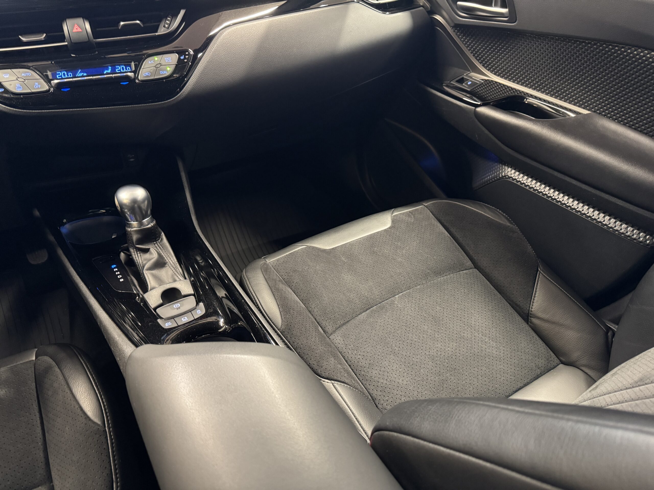 Toyota CHR 2019 - Elite Cars