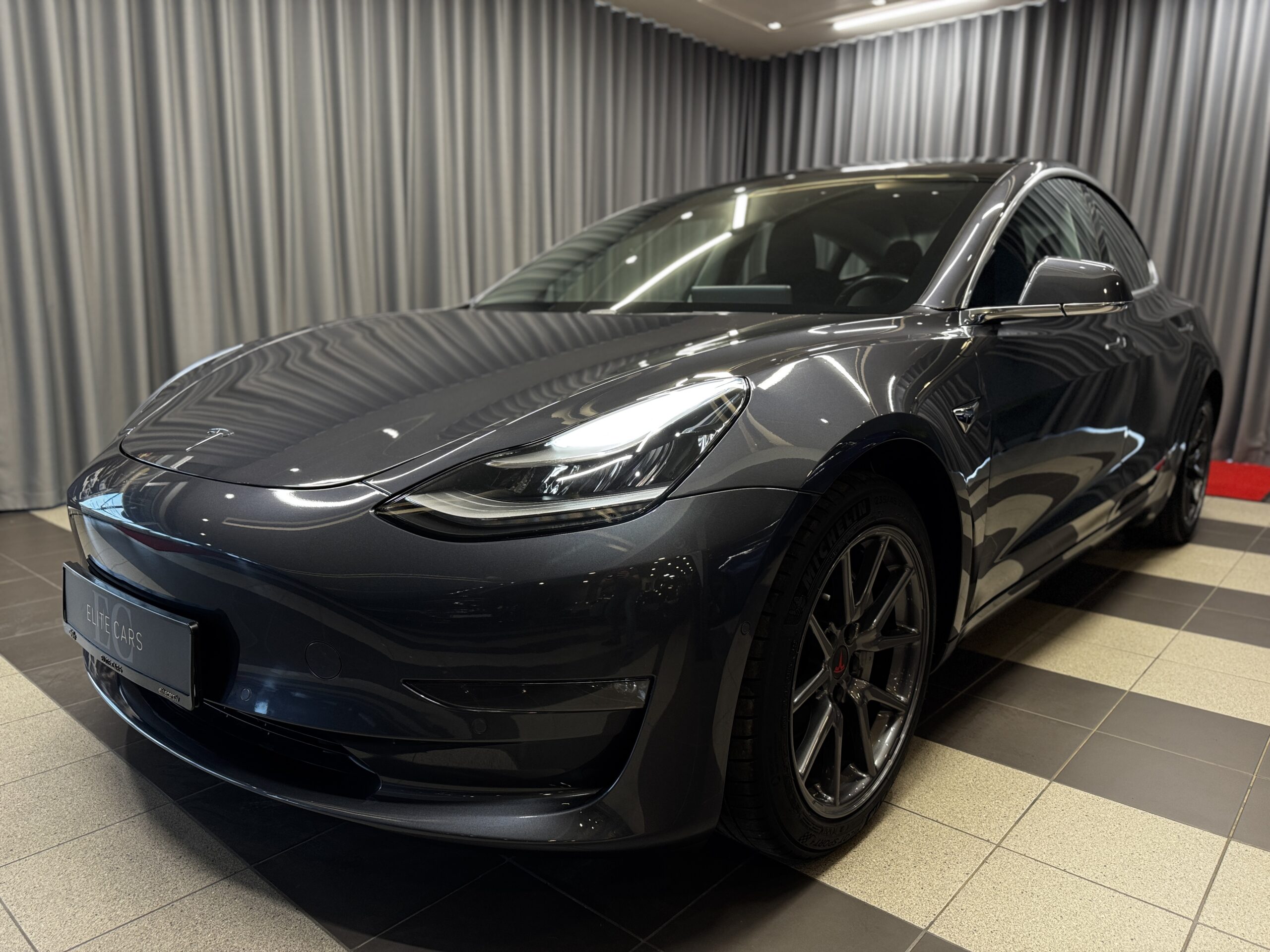 Tesla Model 3 2019 - Elite Cars