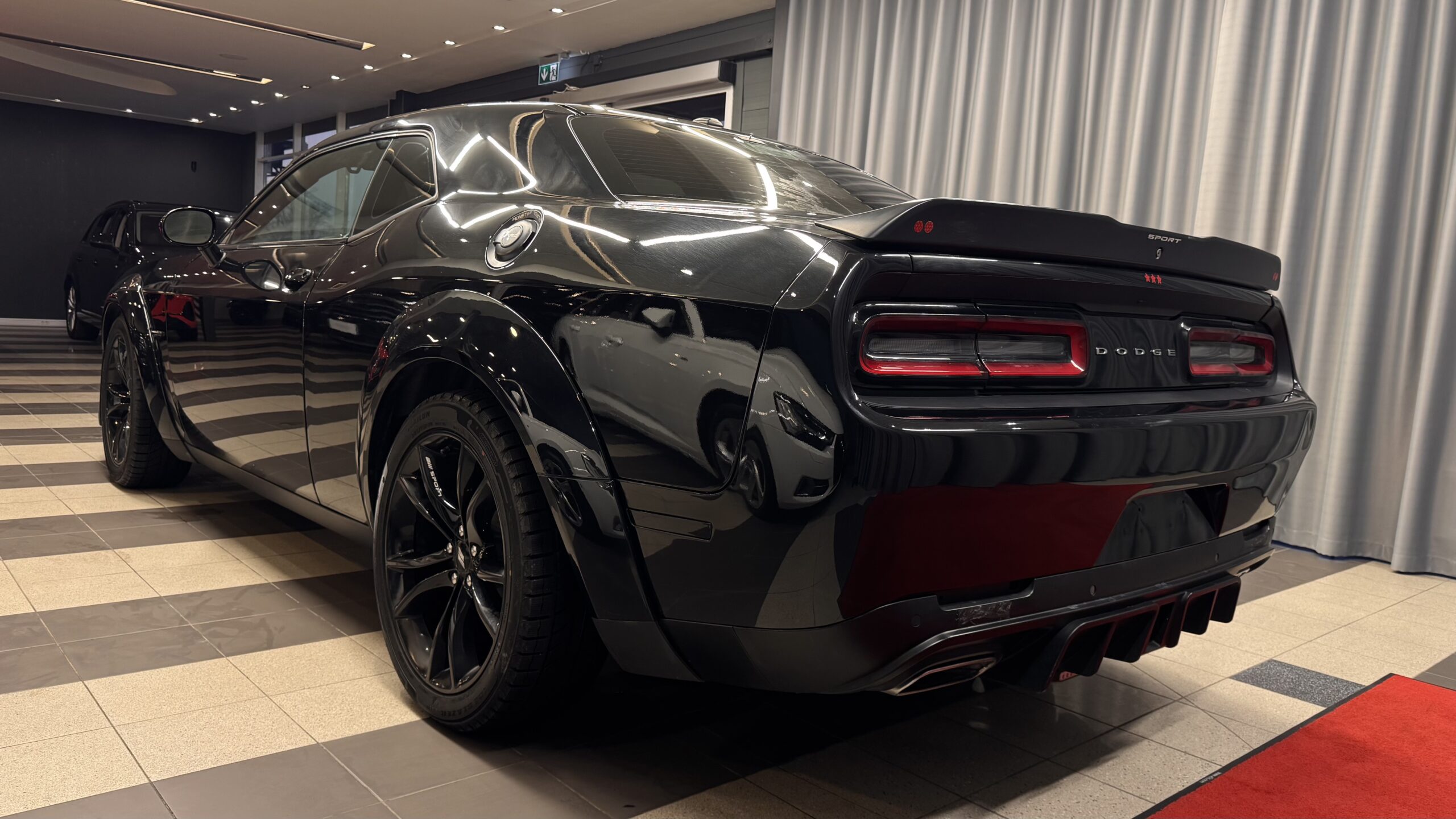 Dodge Challanger 2018 - Elite Cars